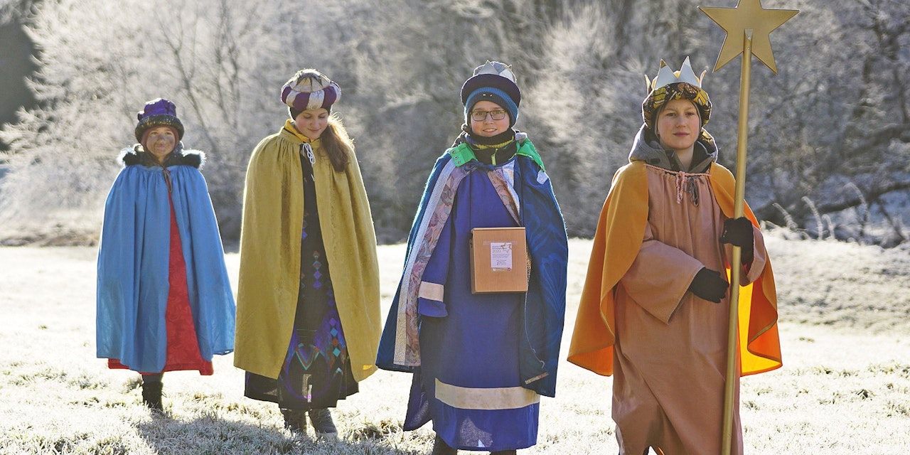 Sternsinger trotz Lockdown unterwegs – Singen verboten | Heute.at