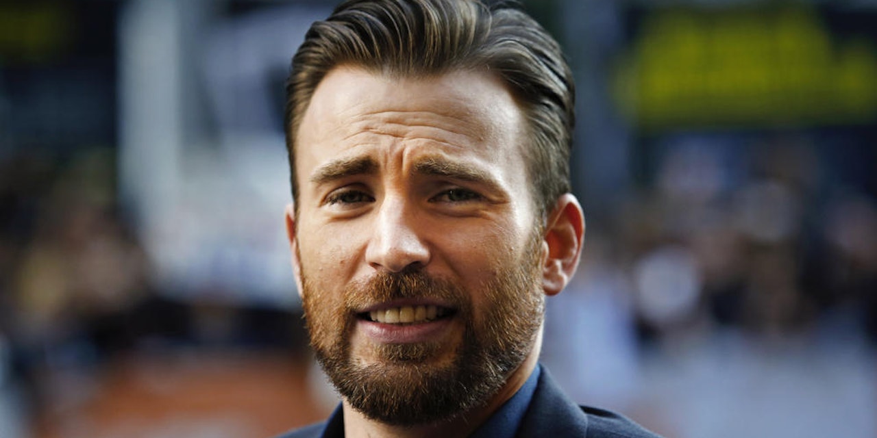 People – Chris Evans postet versehentlich Penis-Foto | Heute.at