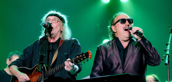 Professor Ferner macht "Matura-Reise" in Porec - Szene | heute.at