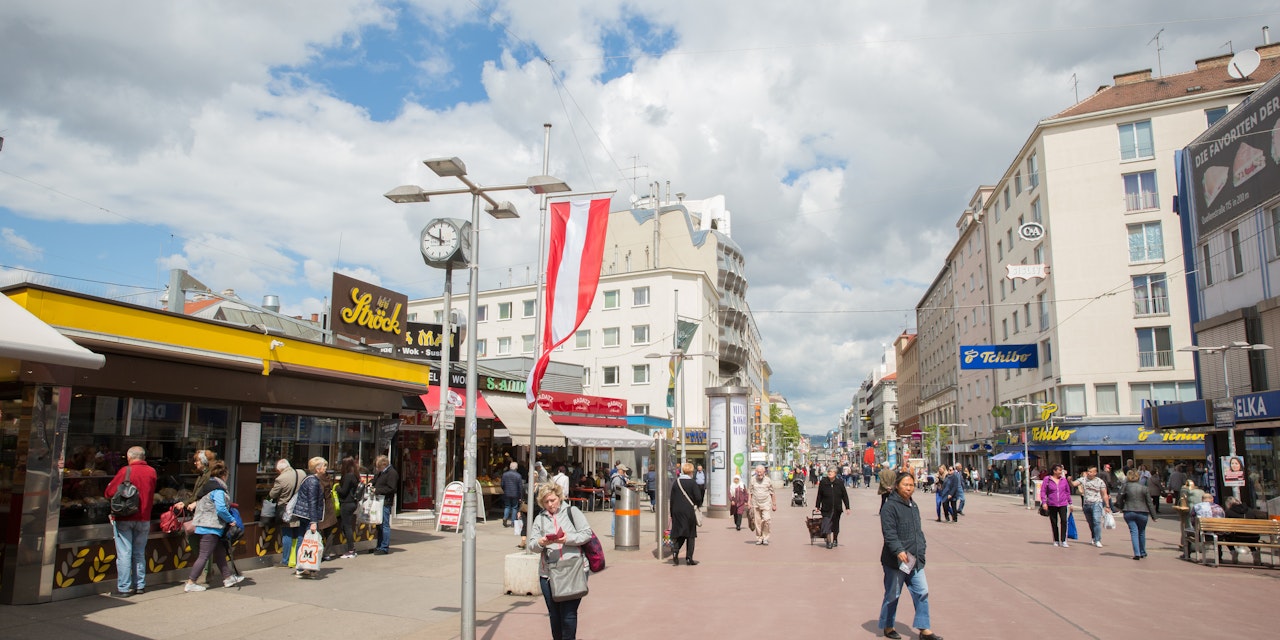 BILDSTRECKE: Hier wird der Reumannplatz nun überwacht | Heute.at