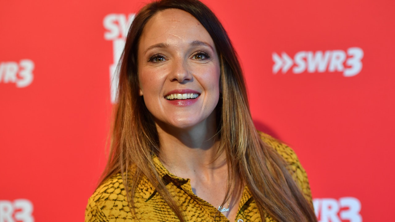 People – Erstes Baby mit 43: Komikerin Carolin Kebekus schwanger | Heute.at