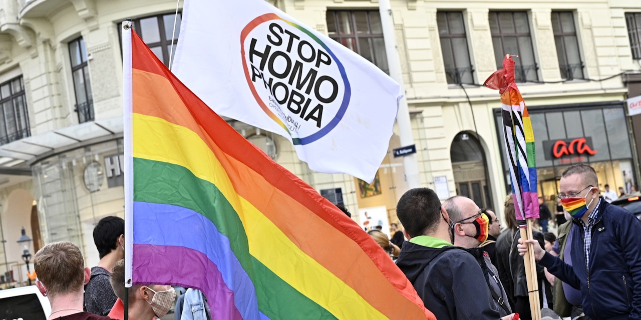 Demo in Wien gegen Homophobie | Heute.at
