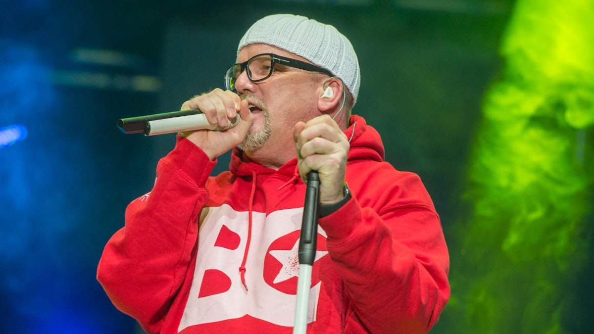 Szene – DJ Ötzi rockt den Amadeus mit Darius & Finlay | Heute.at