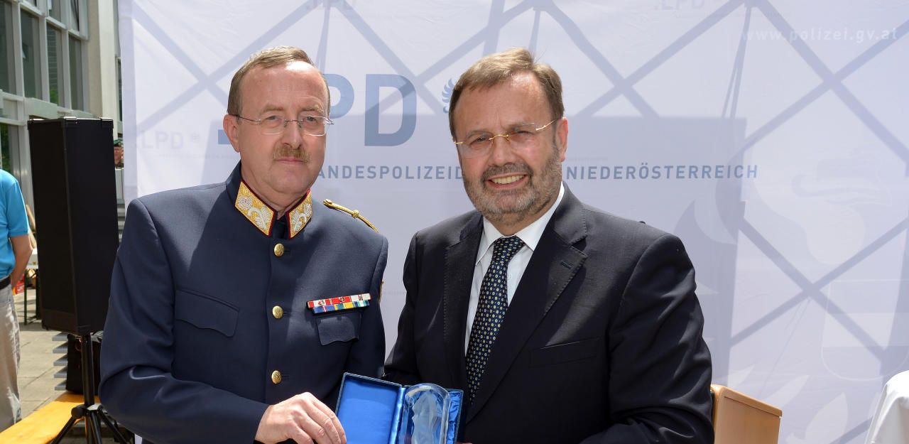 Prucher: "Aufgaben der Polizei änderten sich" | Heute.at