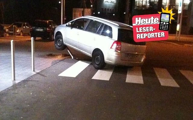 Lenker pfählt sein Auto auf Pfosten – Community | Heute.at