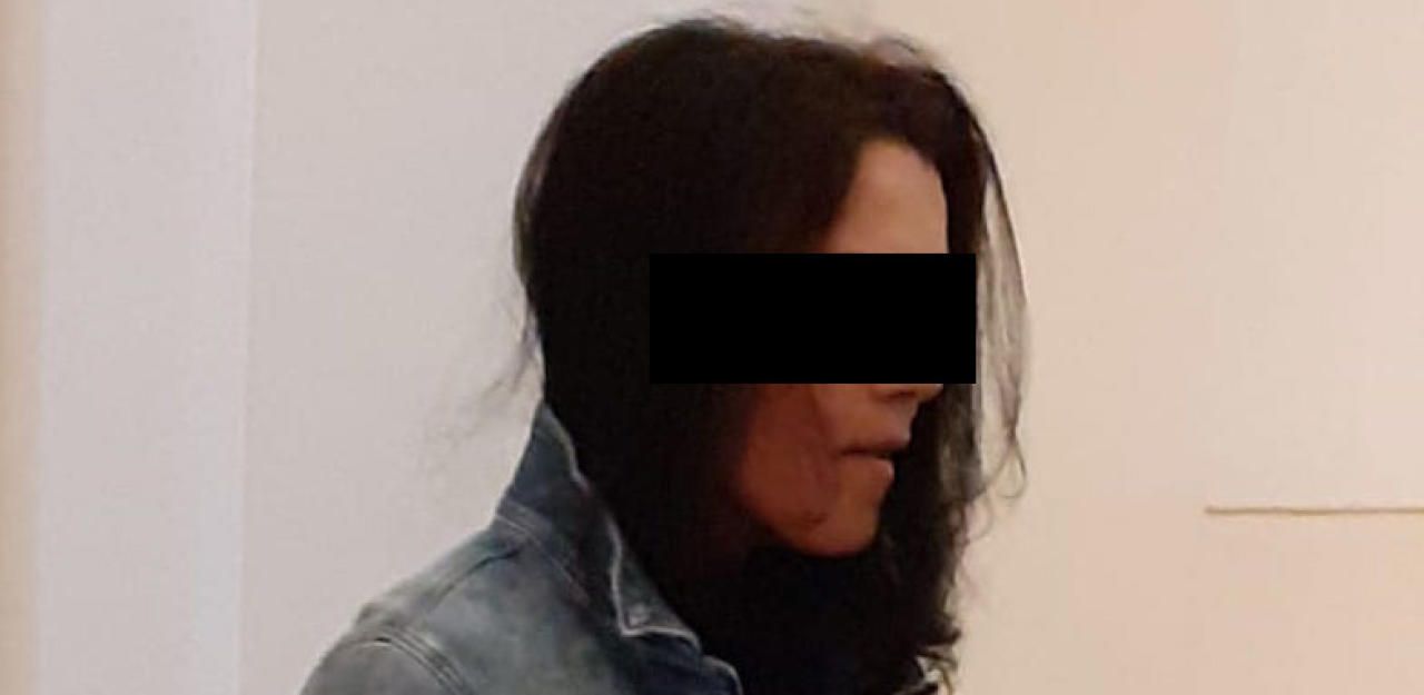 Österreich – Frau wegen zweifachen Mordversuchs vor Gericht | Heute.at