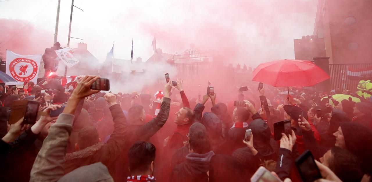 Sport – Liverpool-Fan liegt nach Hooligan-Attacke im Koma | Heute.at