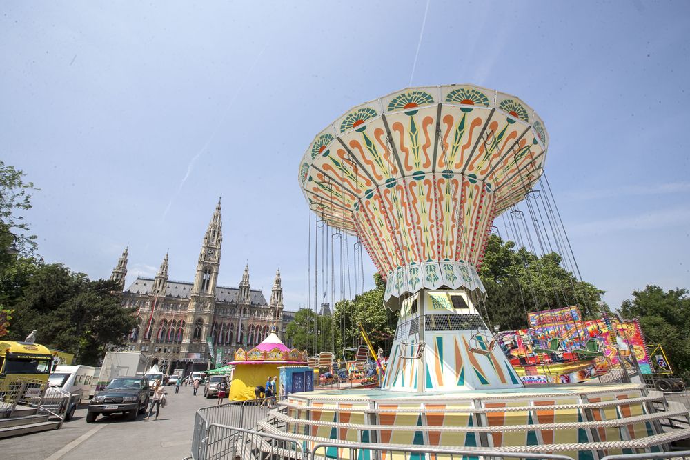 Österreich – Rathaus-Rummel startet | Heute.at
