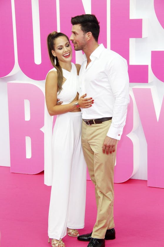 "Bachelor"-Liebe: Leonard und Angelina sind ein Paar - Szene | heute.at