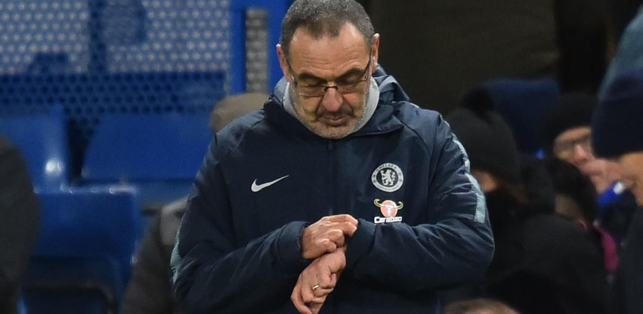 Sport – Chelsea-Coach hält Team nach 0:4 in Kabine fest | Heute.at