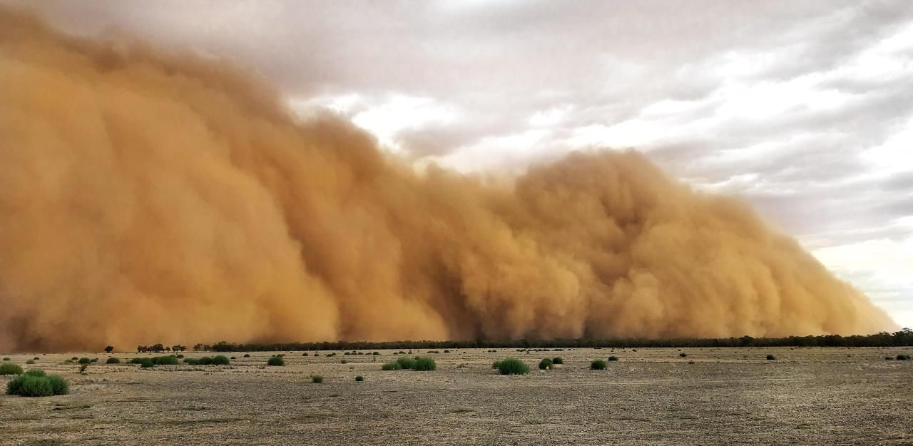 Welt – Heftiger Sandsturm macht den Tag zur Nacht | Heute.at