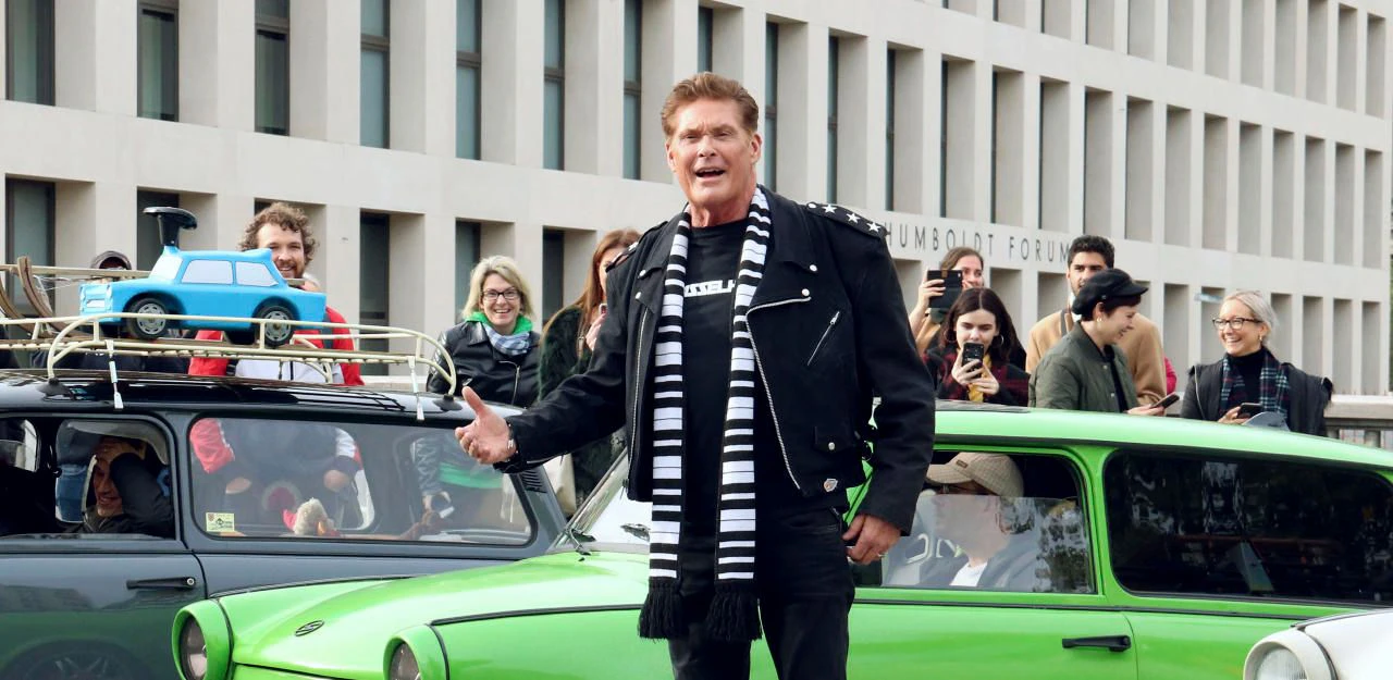 "The Hoff" feiert in Berlin das Mauerfall-Jubiläum | Heute.at