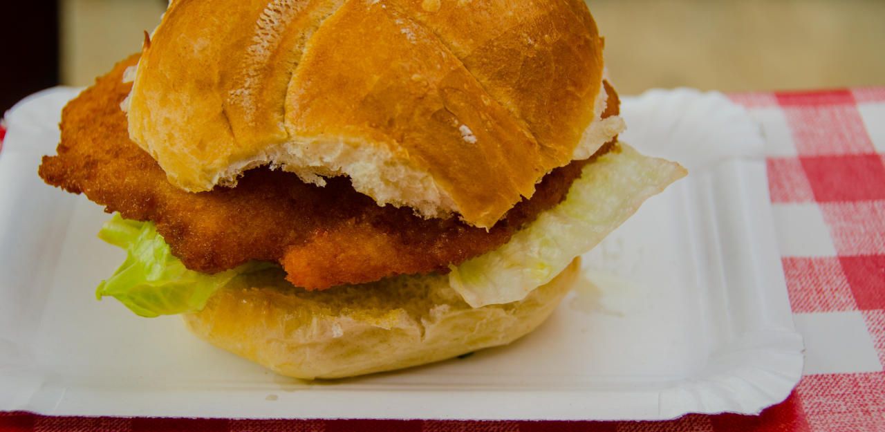 Schnitzelsemmel-Dieb prügelte auf Detektiv ein - Österreich | Heute.at