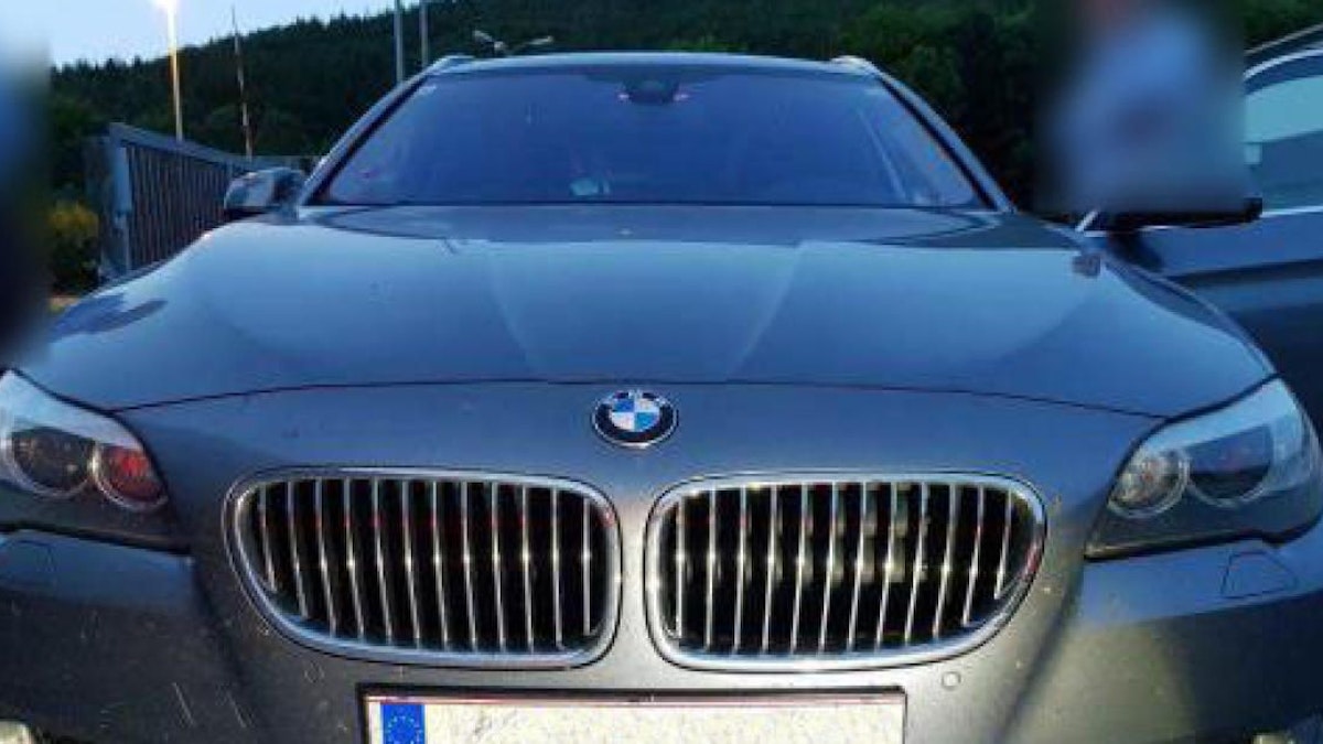 Beschlagnahme nicht möglich – BMW-Raser brettert über A4, darf aber ...