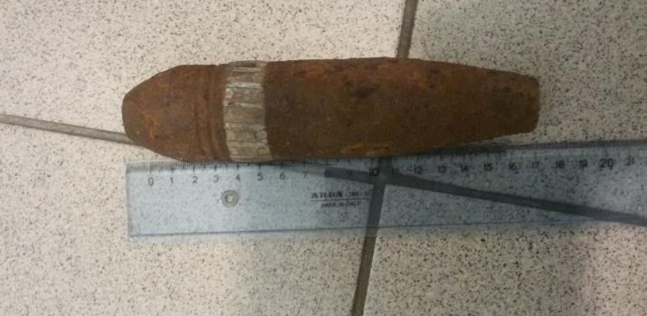 Mann findet Granate und bringt sie nach Hause | Heute.at