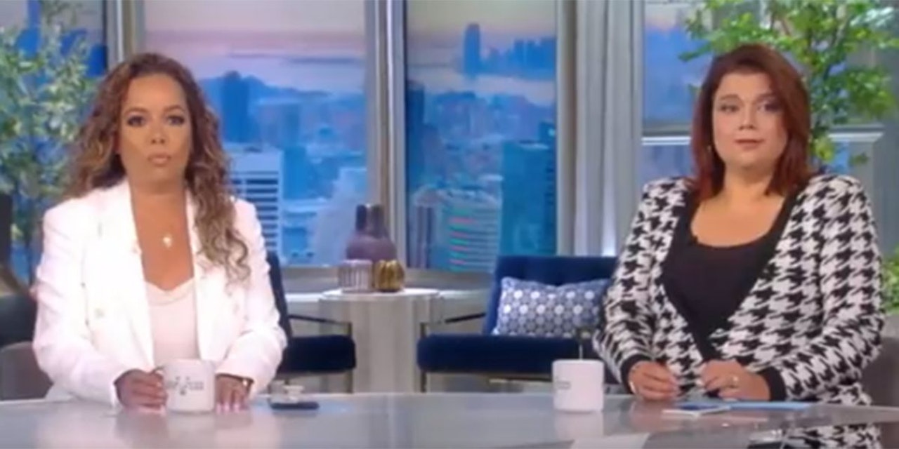 Welt – Moderatorinnen erfahren live, dass sie Corona haben | Heute.at