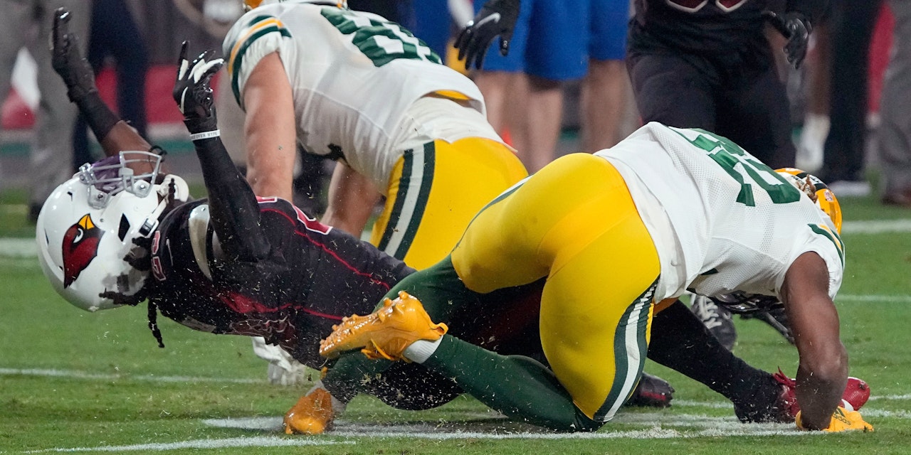 Sportmix – Schlimmer NFL-Crash! Spieler bleibt regungslos liegen | Heute.at