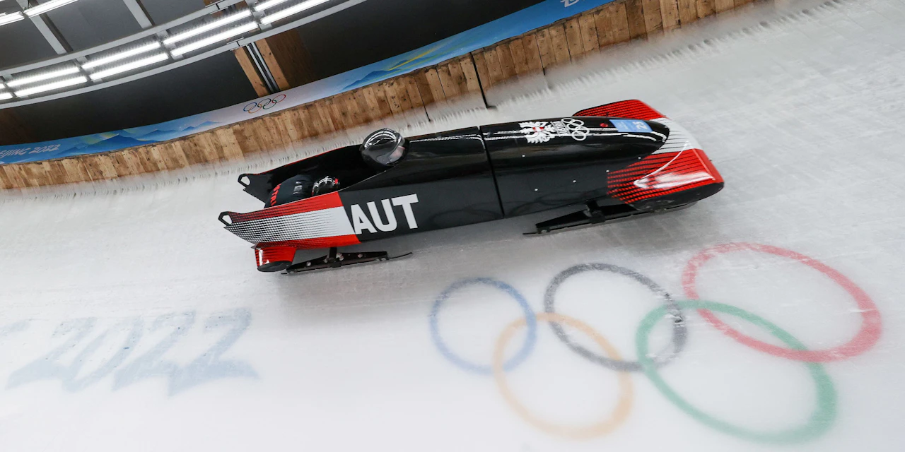 Bob-Pilot Maier lauert zur Halbzeit auf Medaillen - Wintersport | Heute.at