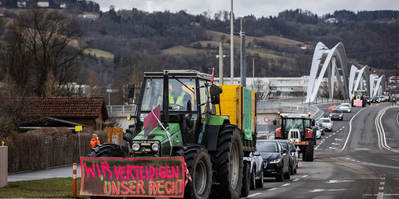 Oberösterreich – Auto-Demo durch Linz sorgt nur vereinzelt für Staus ...