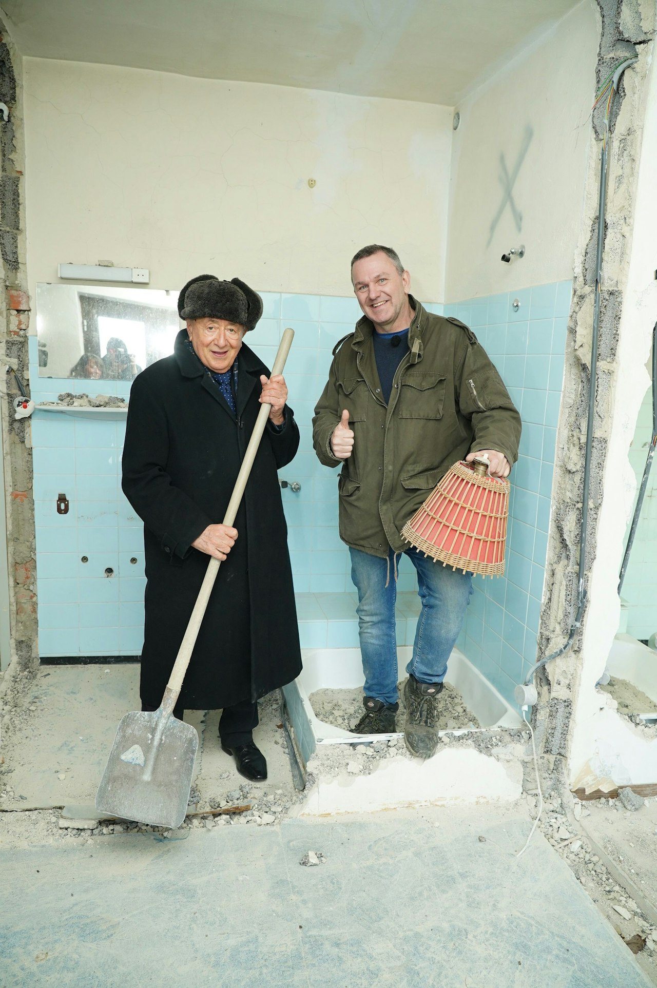 ATV-Star bittet Lugner um Hilfe – SO reagiert er – Stars | Heute.at