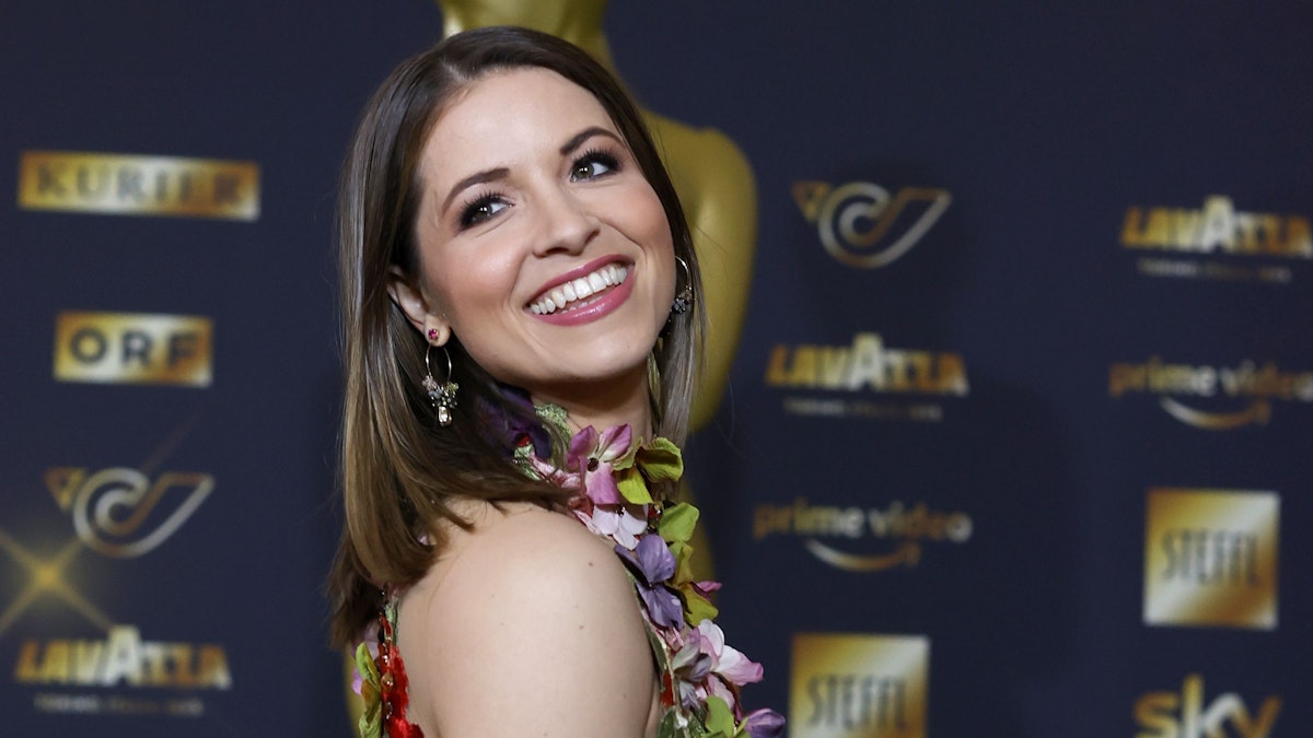 Teilt News mit Fans – ORF-Comeback nach nur 5 Monaten Babypause für ...