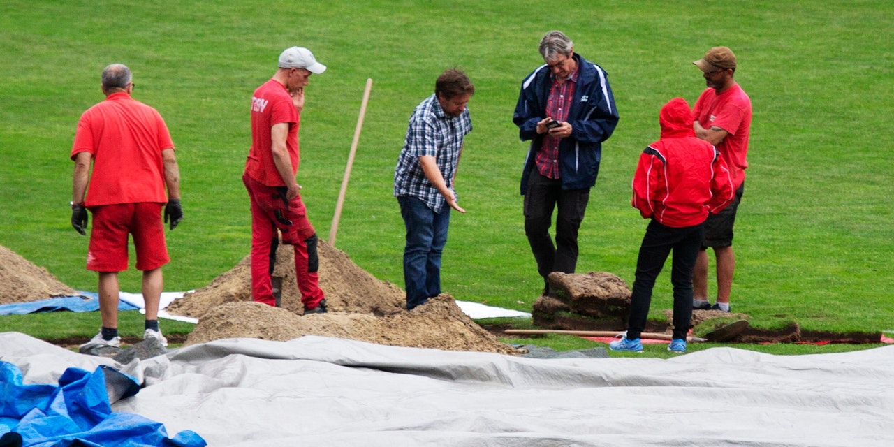 Fussball – Lässt "Happel-Loch" Spiel platzen? So geht es weiter | Heute.at