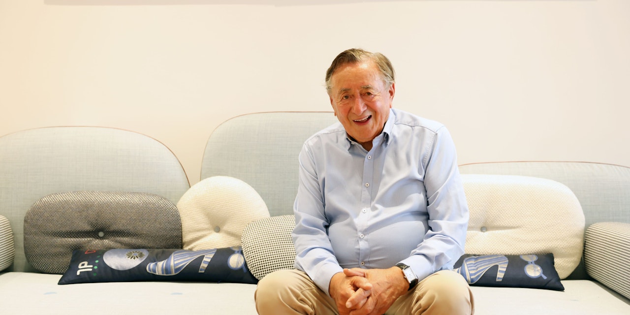 People – "Ist nicht lustig" – Lugner meldet sich aus Hausarrest | Heute.at