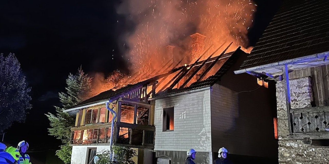 Kärnten – Brand zerstört Wohnhaus – Frau (83) stirbt in Flammen | Heute.at