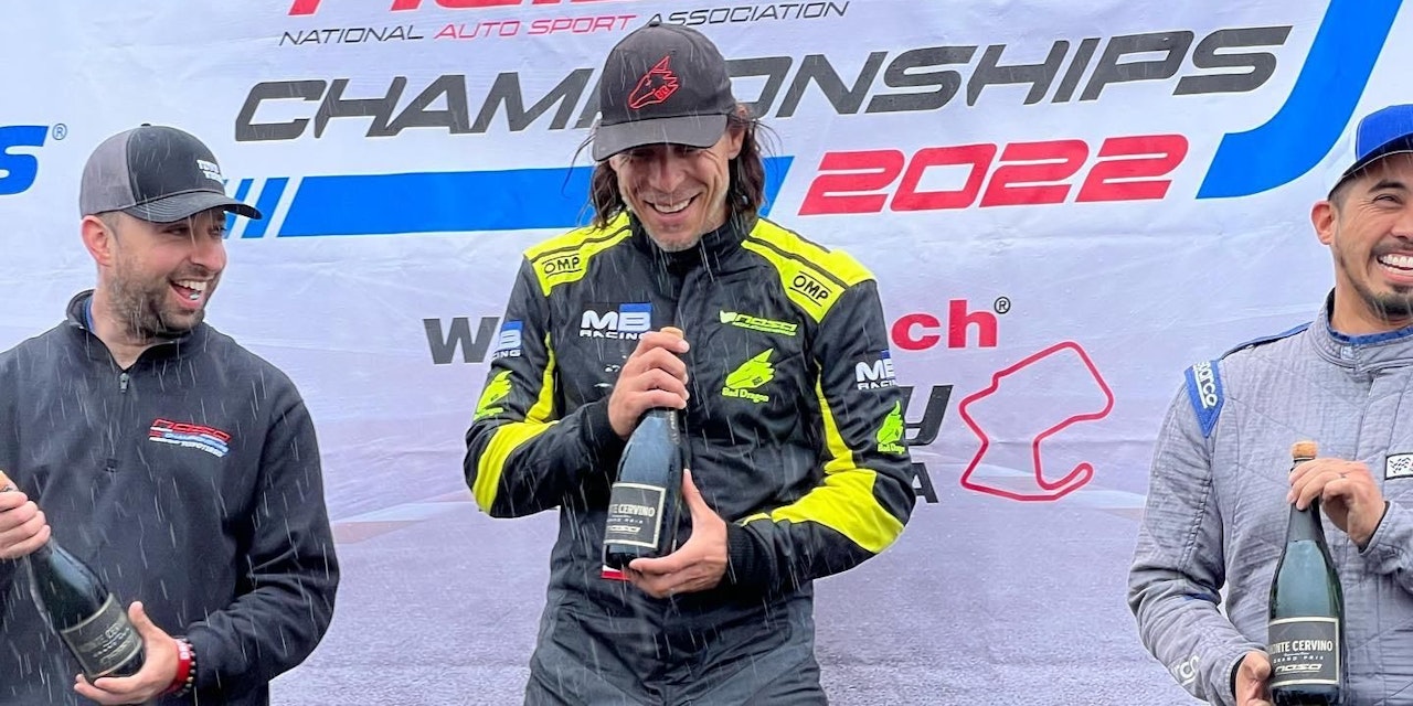 Austro-Pornostar Mick Blue schnappt sich Sieg bei Autorennen | Heute.at