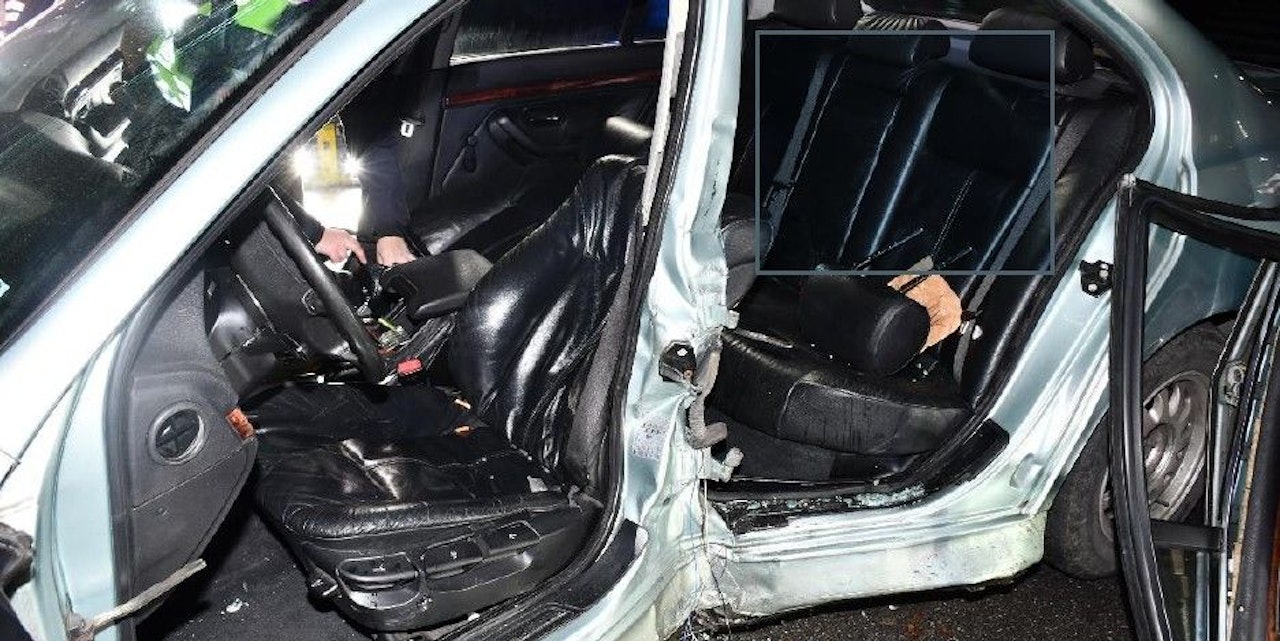 Vorarlberg – 19-Jährige nach Crash in Auto-Wrack eingeklemmt | Heute.at