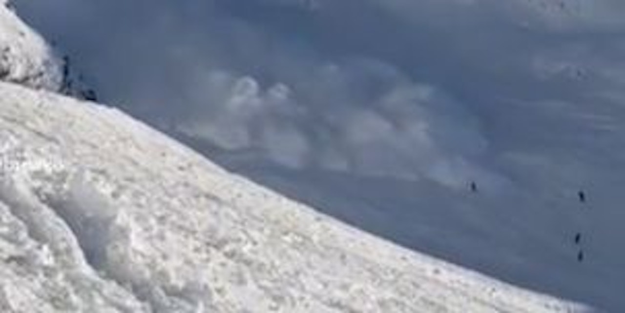 Vorarlberg – Video zeigt Moment, als Lawine Skifahrer in Lech erfasst ...