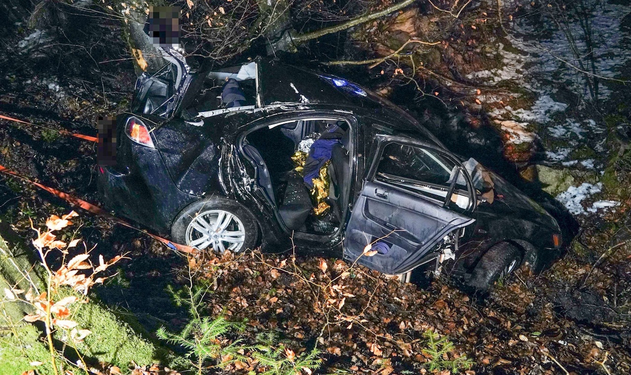Schwerer Crash in NÖ – Autoinsasse in Wrack eingeklemmt – Niederösterreich | Heute.at