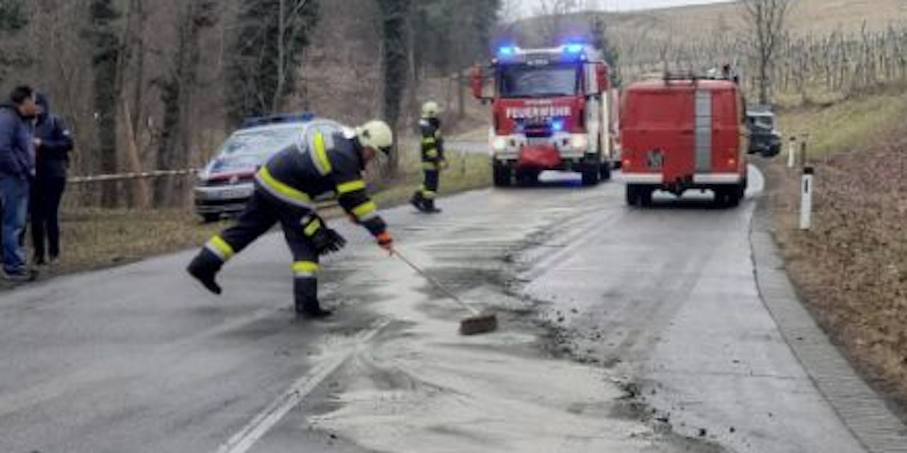 Steiermark – Pkw frontal gegen Laster – Steirerin schwer verletzt | Heute.at