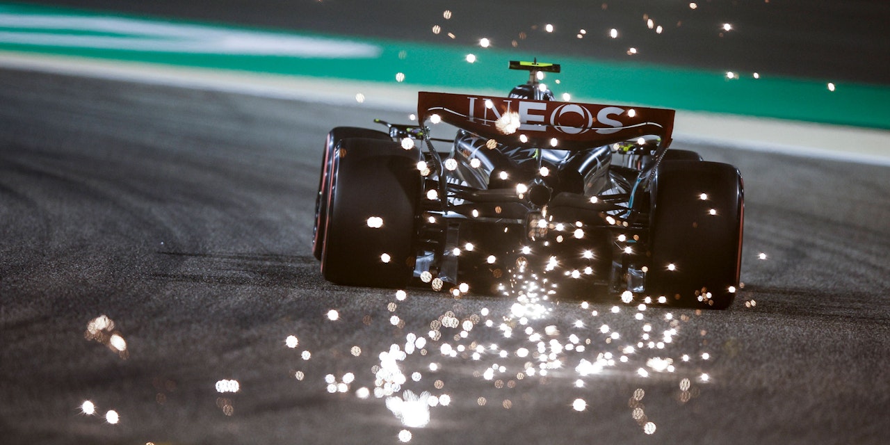 Formel 1 – F1-Hammer! Mercedes gibt aktuelles Auto-Konzept auf | Heute.at
