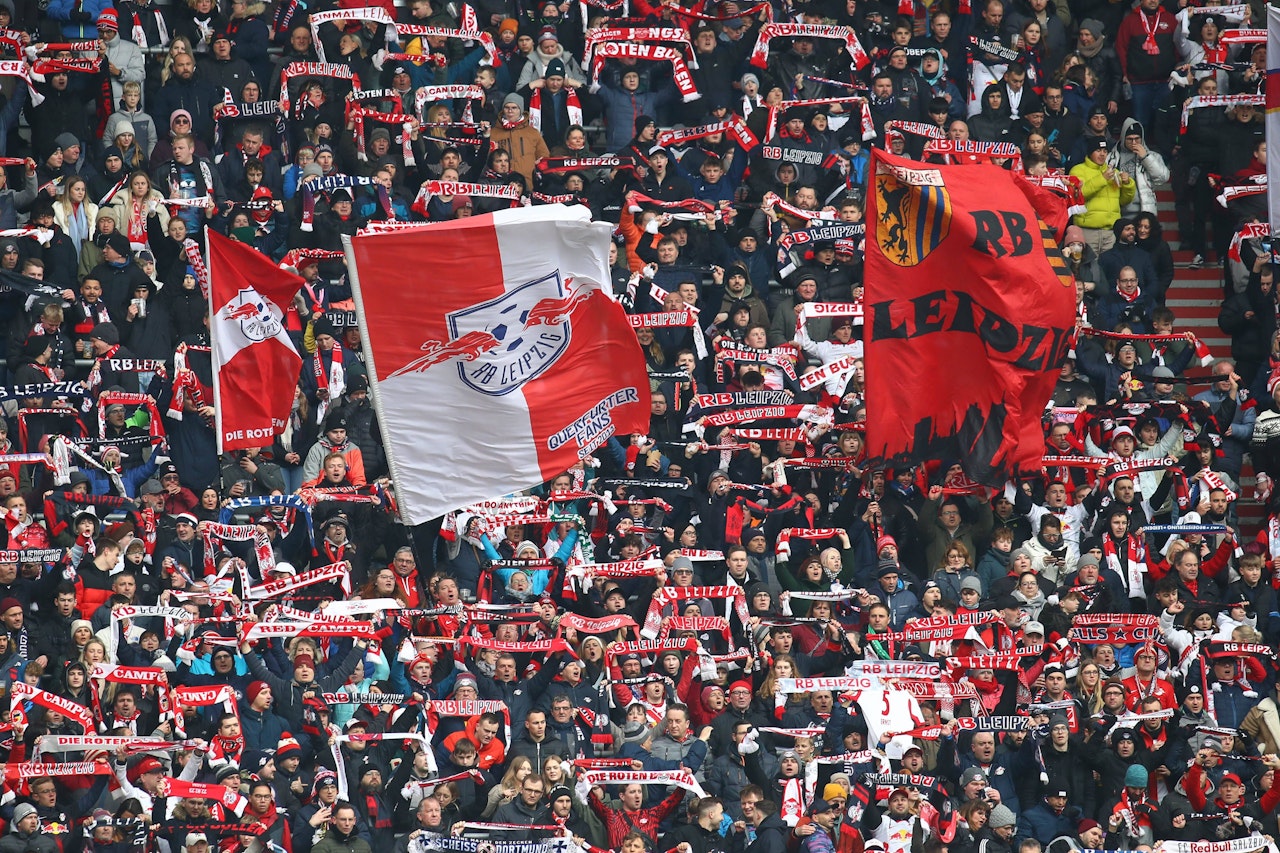 Wilde Prügelei – Leipzig-Fans gehen auf City-Ordner los – Fussball ...