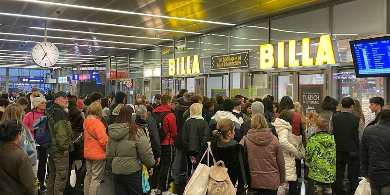 Leser – Hunderte stürmen Bahnhofs-Billa am Praterstern | Heute.at