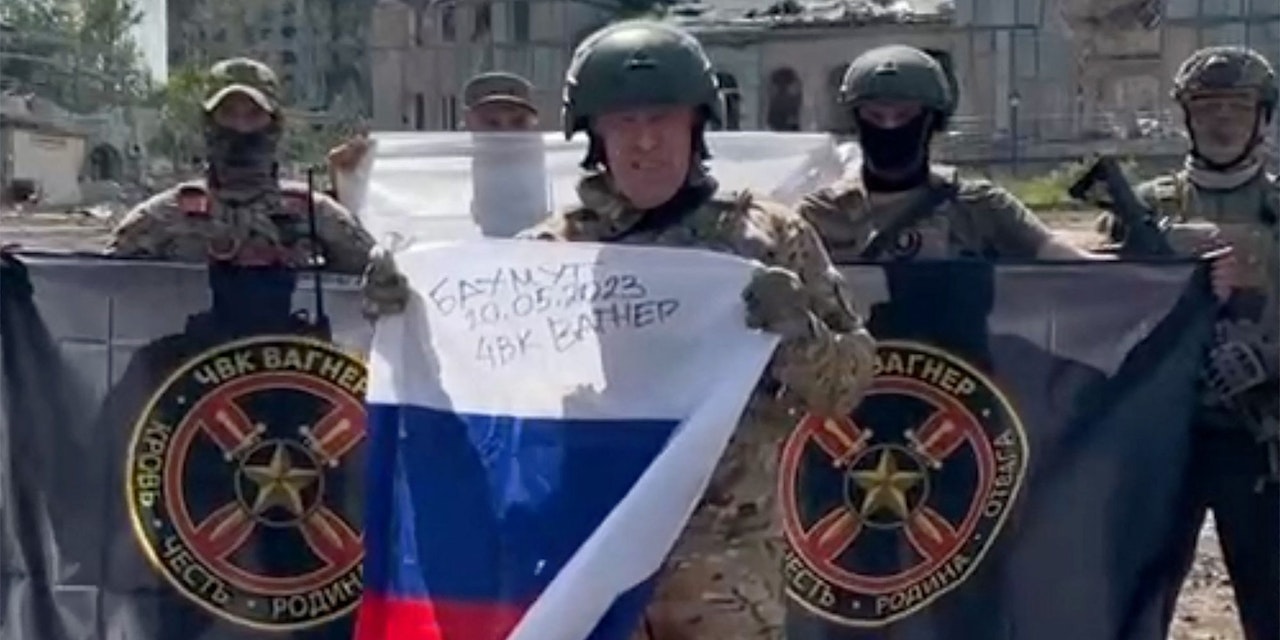 Ukraine – Nach Eroberung: Wagner-Chef kündigt Bachmut-Rückzug an | Heute.at