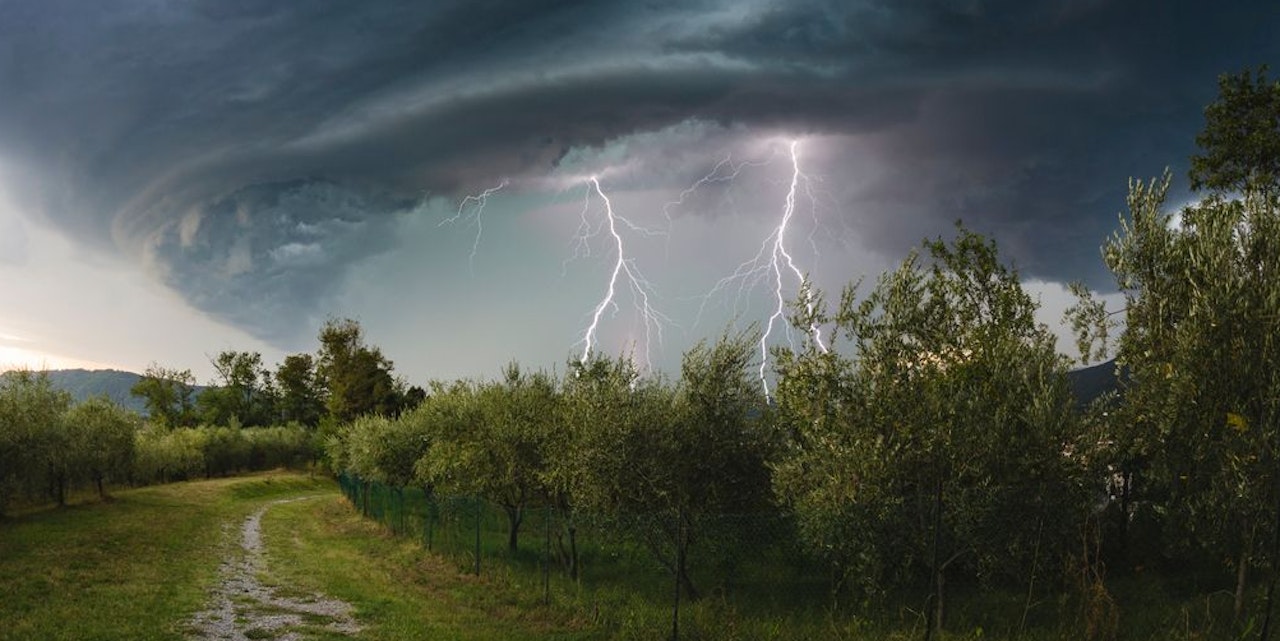Wetter – Warnung – "kräftiges Gewitter mit Starkregen und Hagel" | Heute.at