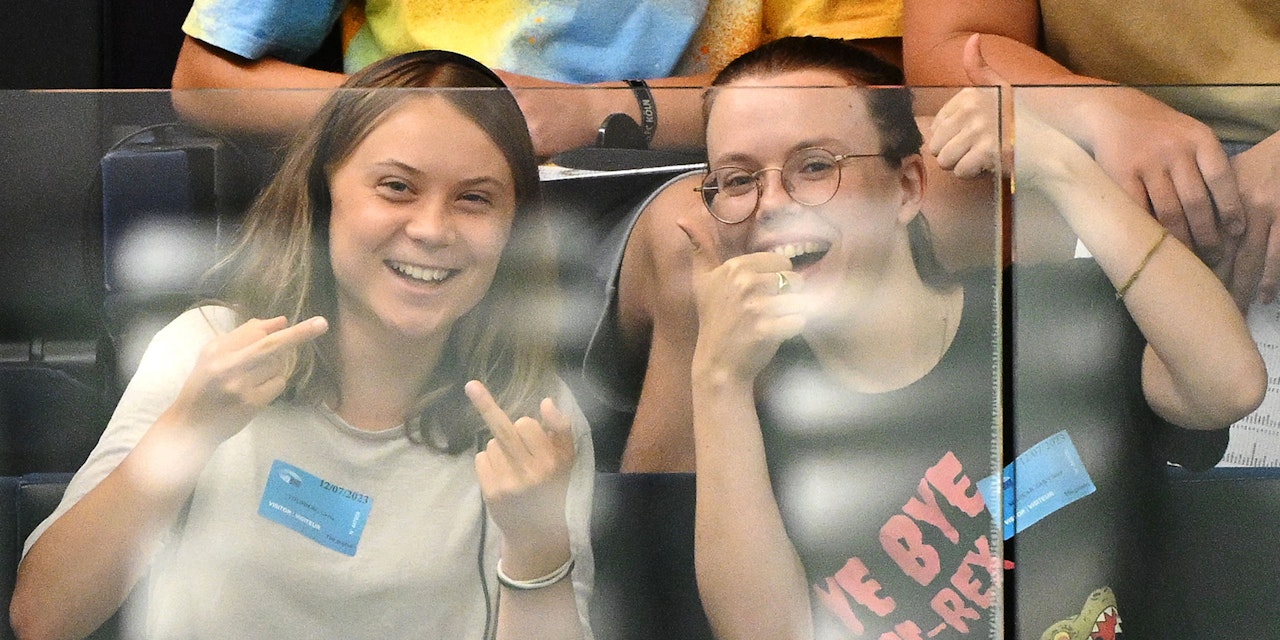 Welt – Mittelfinger-Skandal um Greta Thunberg im Parlament | Heute.at