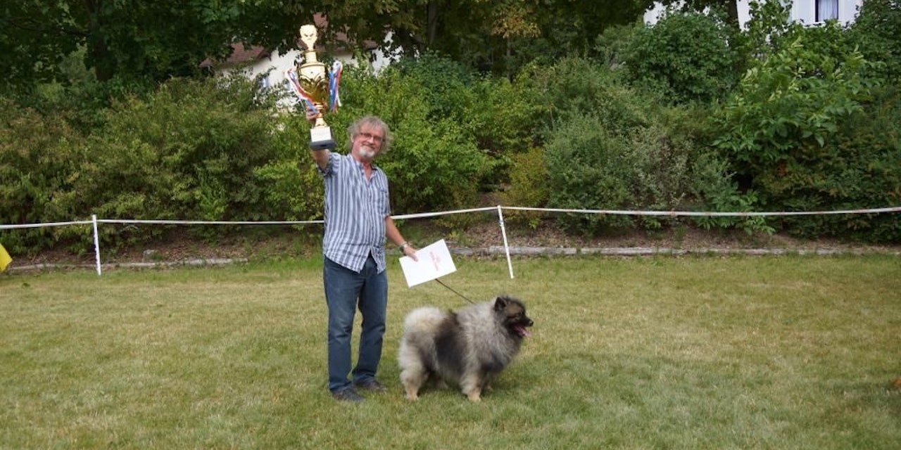 Niederösterreich – Melker gewinnt internationale Show mit Hund "Yanjan ...
