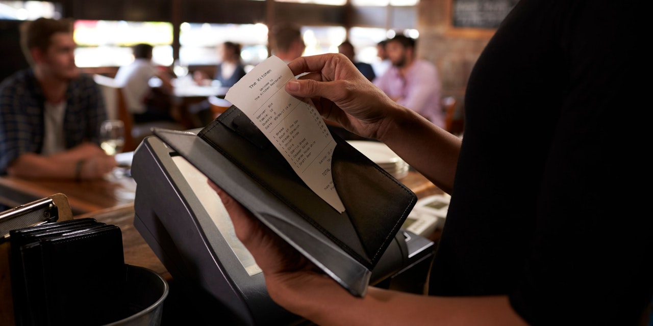 Wien – Wiener Kellner verlangt für Tisch vorab Trinkgeld | Heute.at