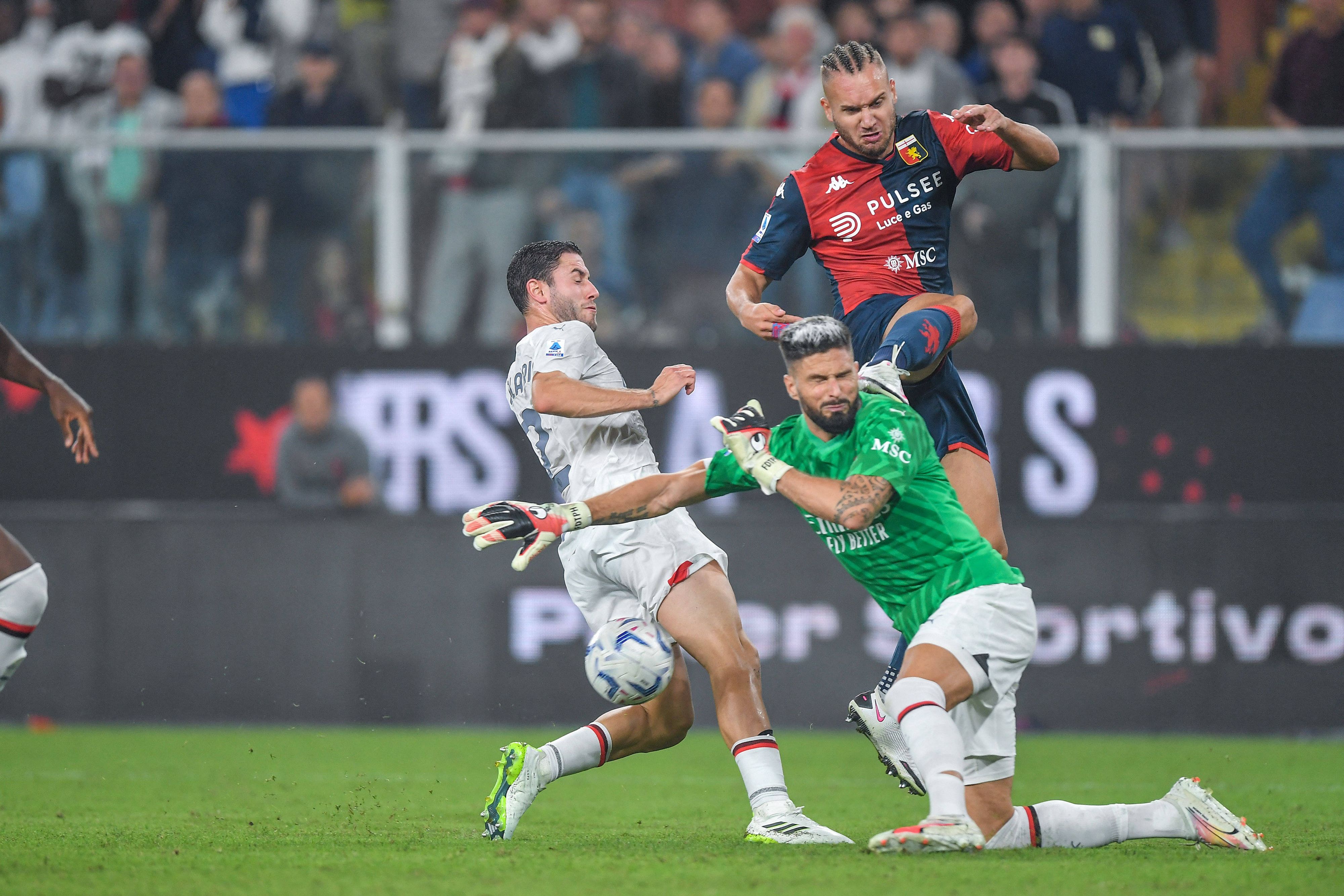 Fussball – Stürmer-Star Giroud rettet Milan als Tormann den Sieg | Heute.at