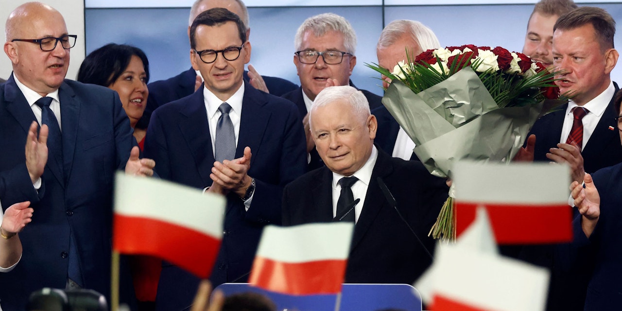 Welt – Schicksalswahl in Polen – Opposition feiert Sieg | Heute.at