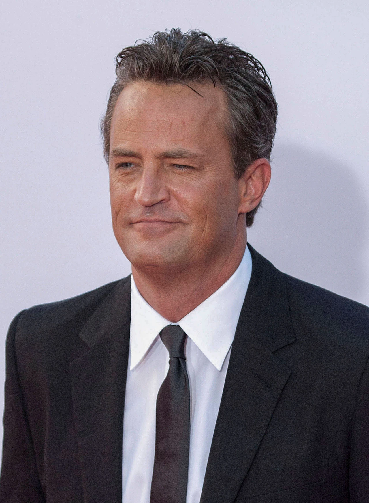 "Friends"-Star Matthew Perry ist tot – Stars | heute.at