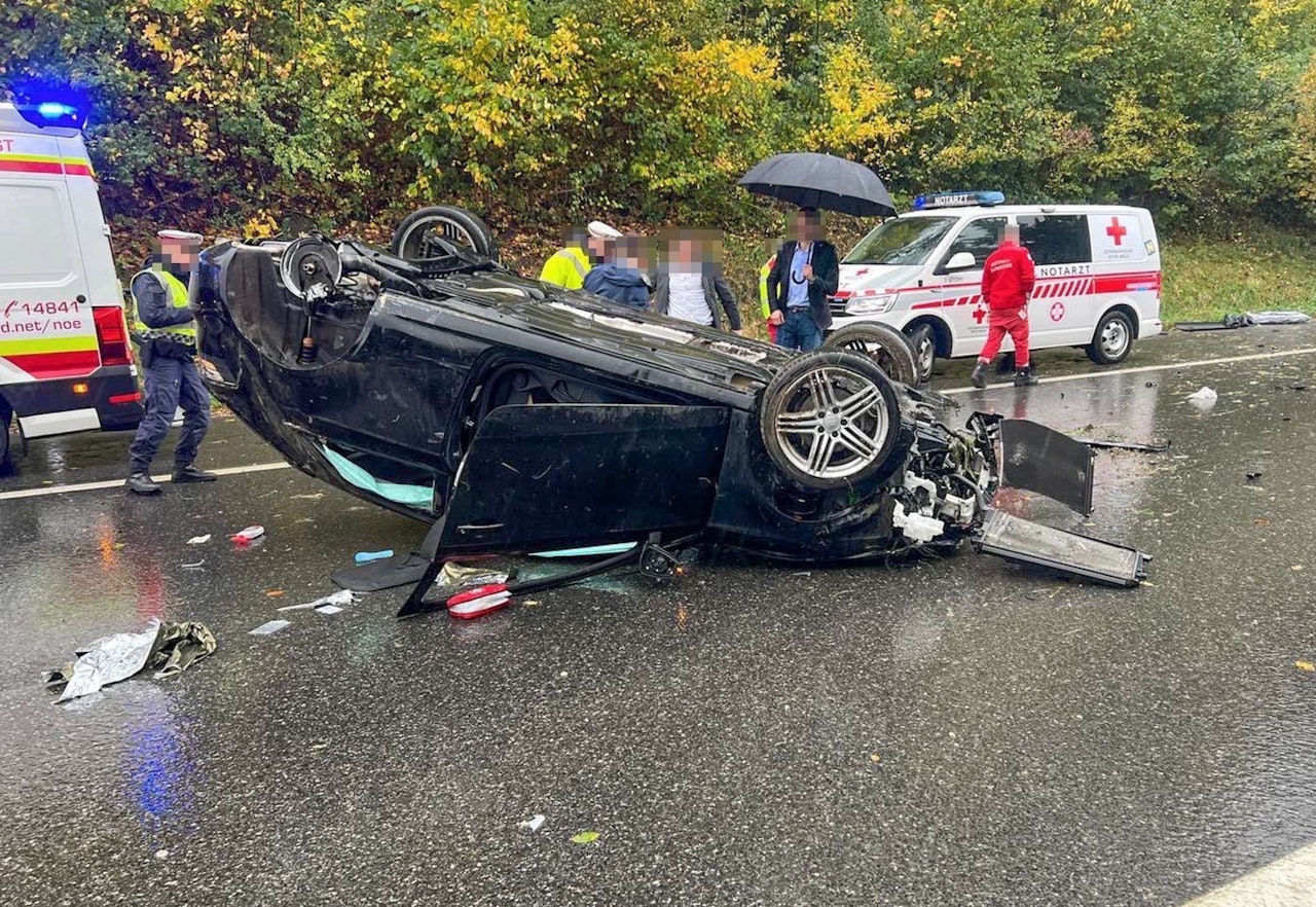 Lenker überschlägt sich mit Pkw - schwer verletzt – Niederösterreich | heute.at