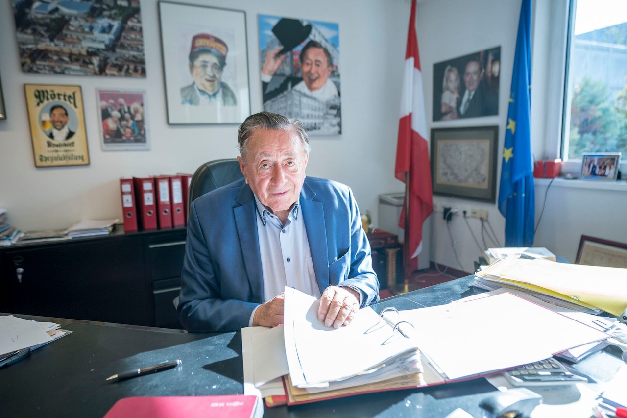 Geburtstagsfest kurzfristig abgesagt – so geht's Lugner – Wien | heute.at