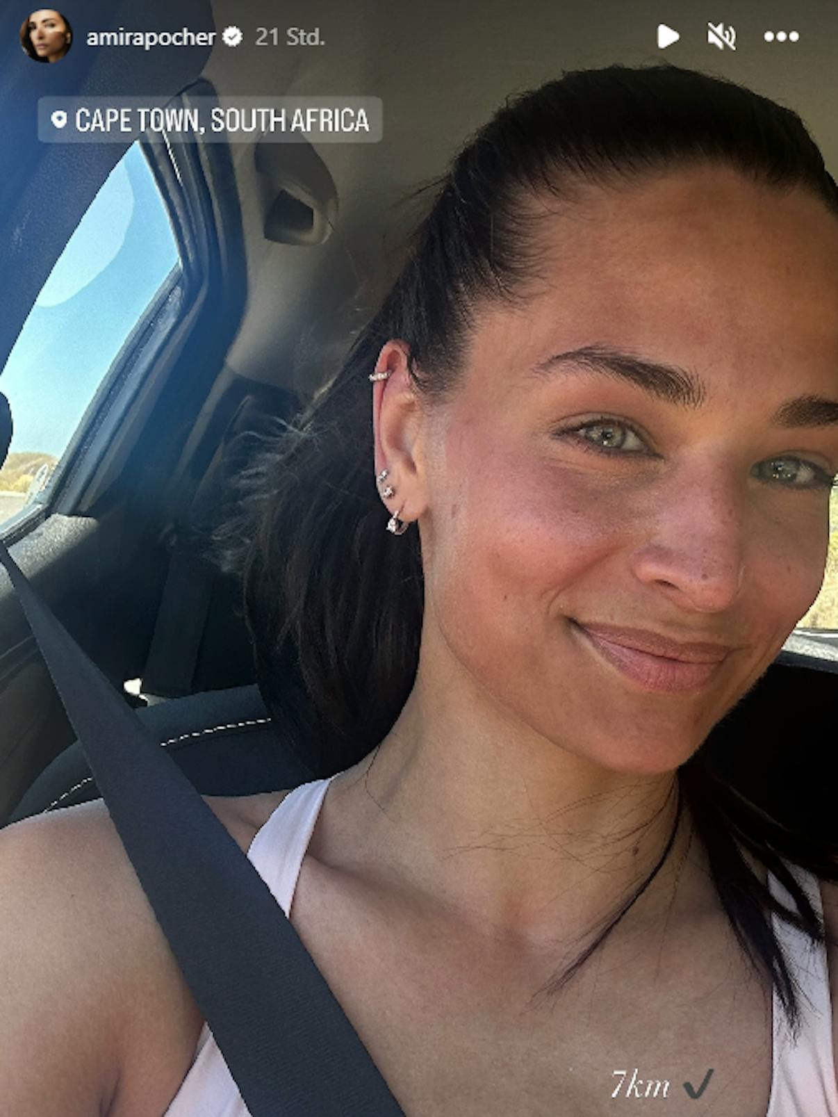 Amira Pocher überrascht alle im Bikini samt Sixpack | Heute.at