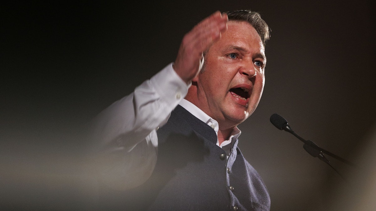 Aschermittwochsrede – "Angstbeißer" – Babler schießt gegen Kickl und Nehammer | Heute.at