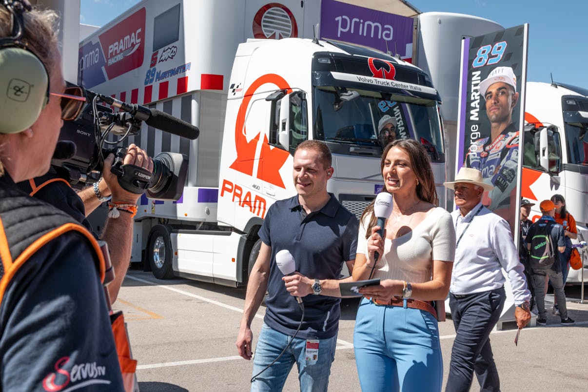 ServusTV-Lady: "Mit Marc Márquez ist immer zu rechnen!" | Heute.at