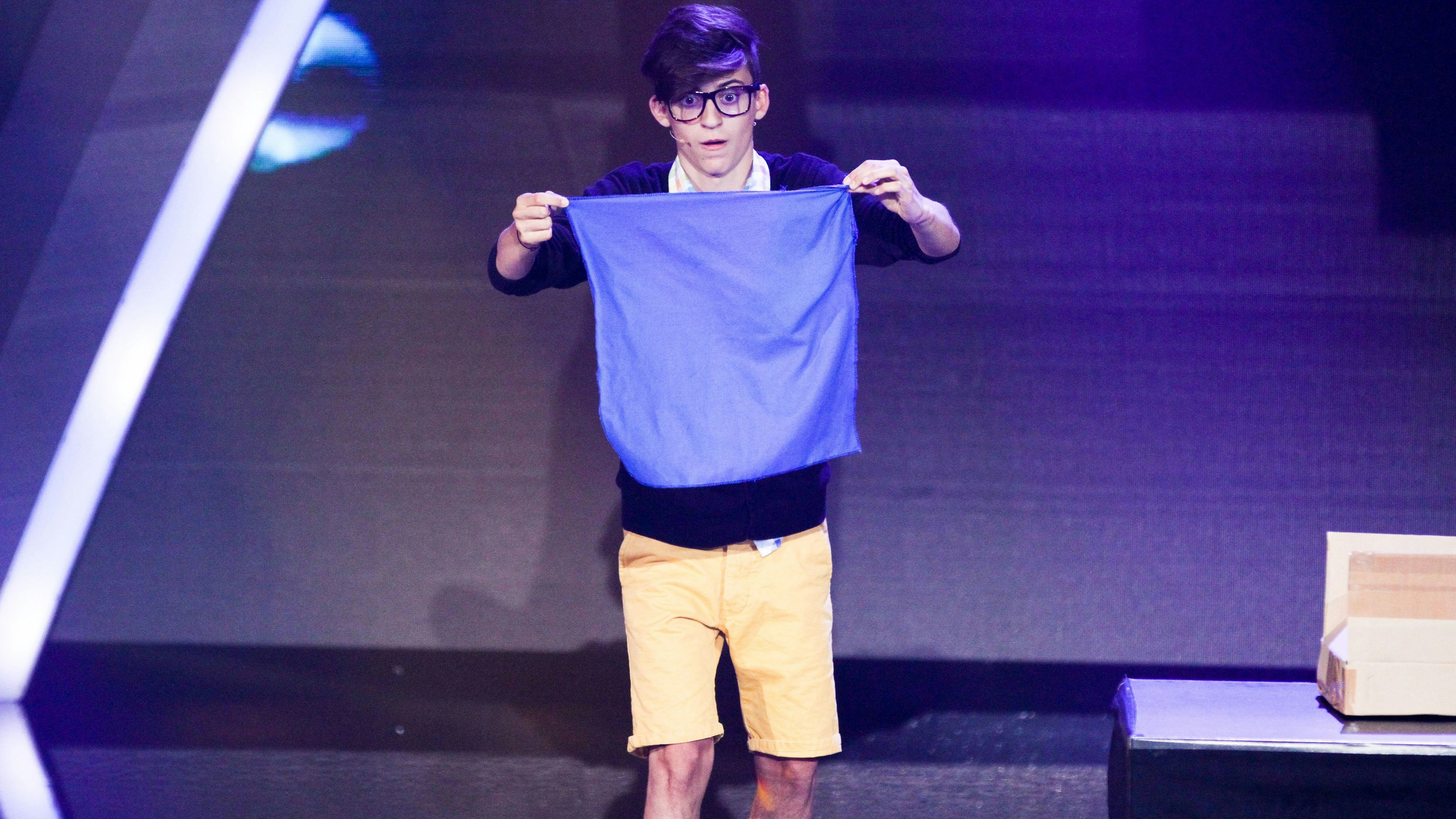 BILDSTRECKE > Magier "Fab Fox" im Laufe der Zeit | Heute.at